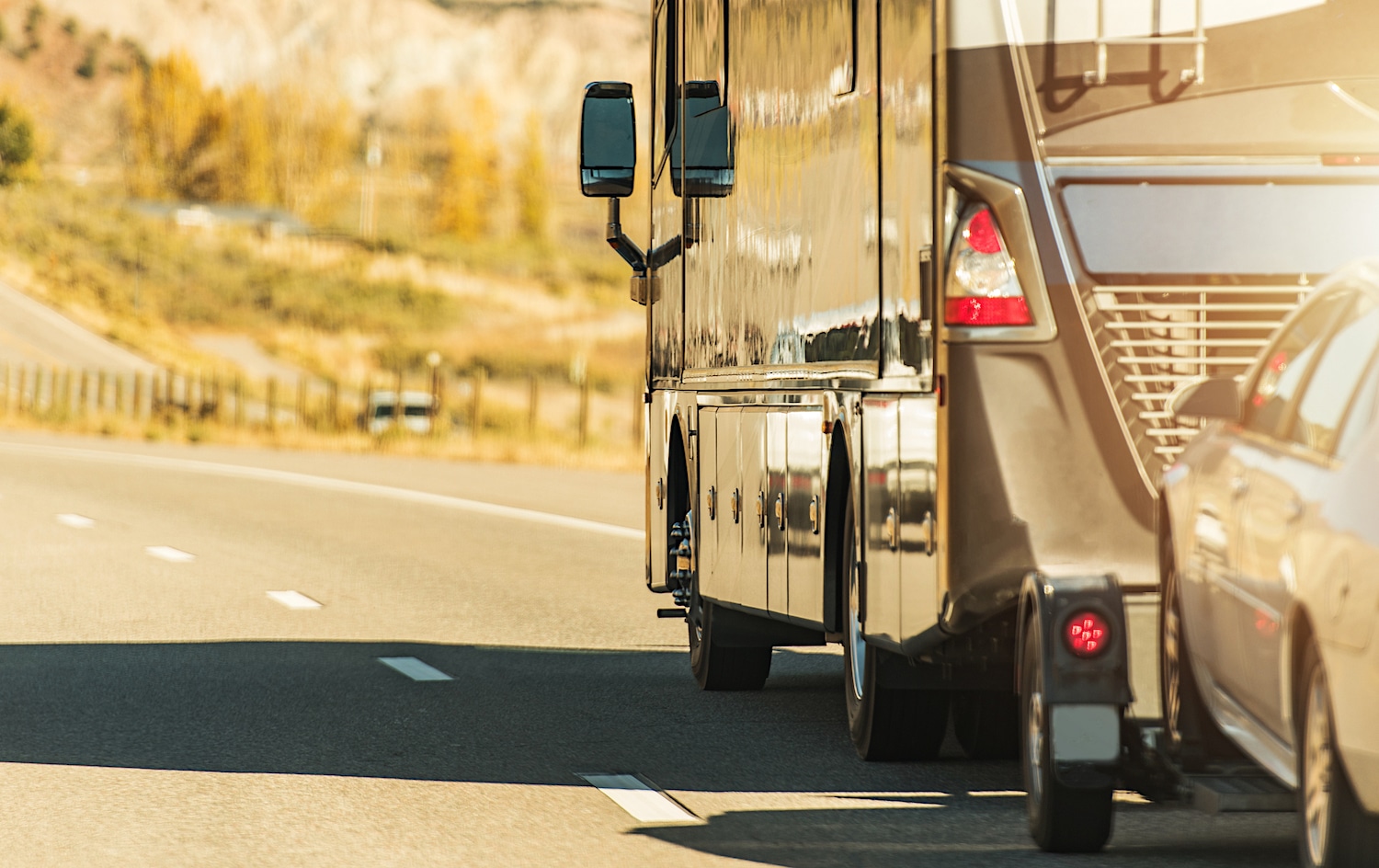 Class C Towing Capacities: How Much Can Your RV Tow? (40 Examples ...