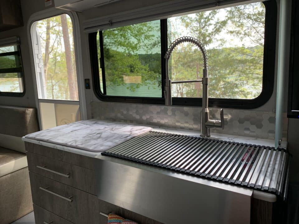 RV Moisture Control: How to Reduce Condensation and Control Humidity ...
